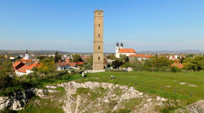 Tata látnivalói, nevezetességei » Országjáró